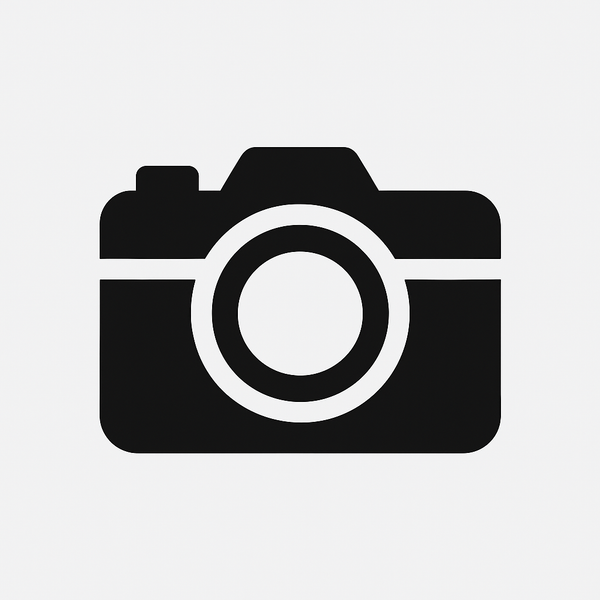 Canon R50 Camera Hire @R500p/h – Dia Studio Jhb
